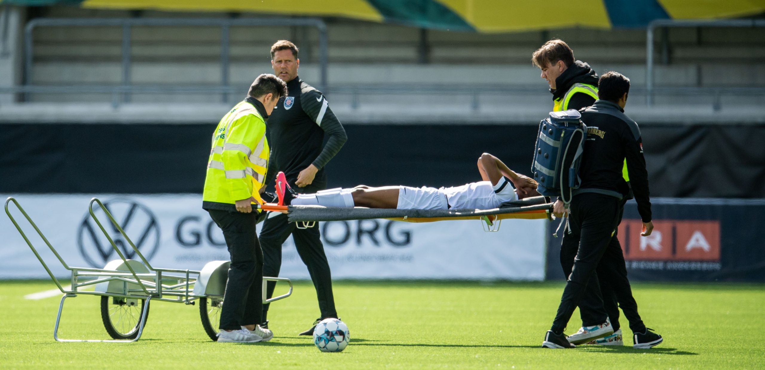Allvarlig knäskada för Ayinde - Eskilstuna United